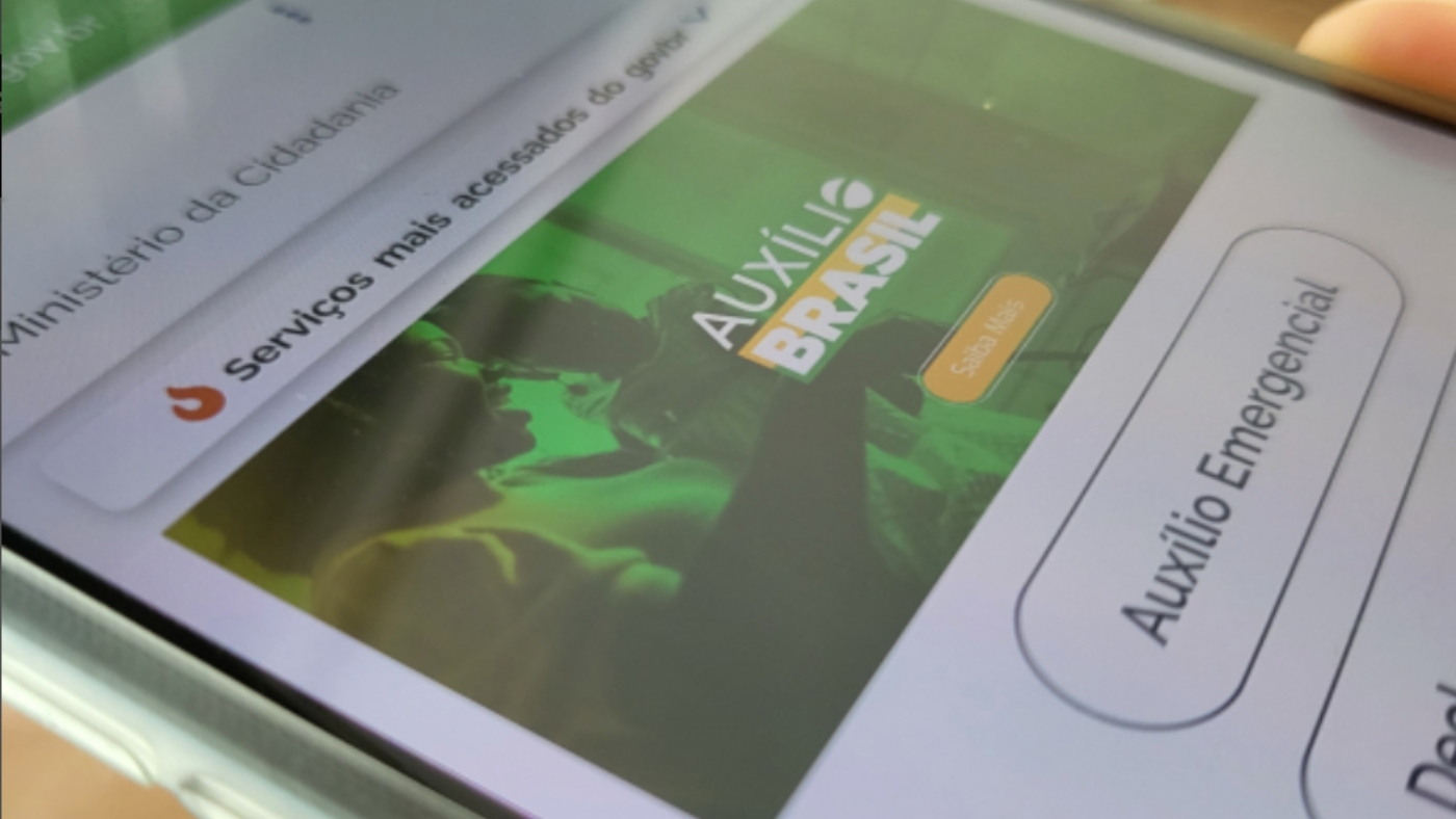 TCU denuncia pagamento irregular de R$ 2 bilhões por mês no Auxílio Brasil